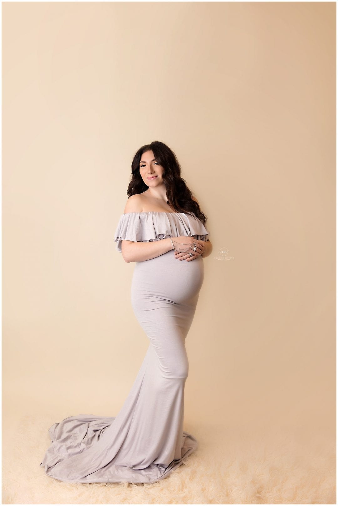 Studio Maternity Photographer | Emily's Pregnancy Session